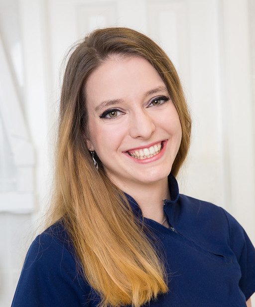 Konrád Melinda – Újbudai Fogászati Centrum